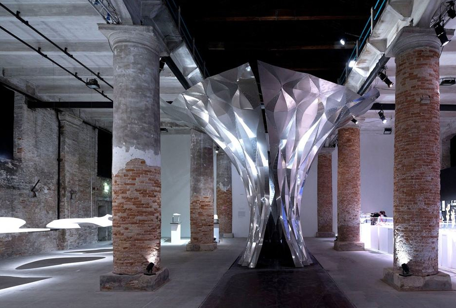 FORMAKERS - VENICE ARCHITECTURE BIENNALE 2012: THE ARUM SHELL / Zaha Hadid